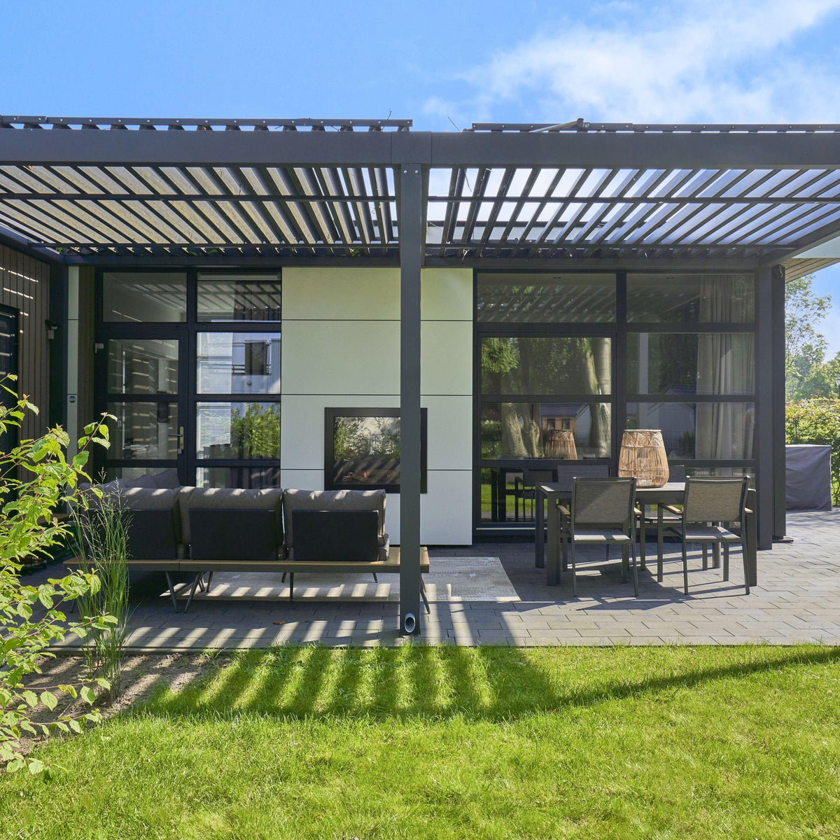 Deponti Pinela Deluxe Aluminium Veranda – Verde Modern Garden Living